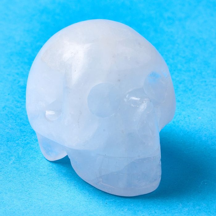 2 Skull Carving Quartz (1 Piece) from Rockshop Wholesale"